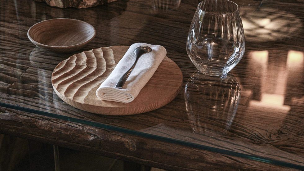 Hôtel La Maison Bleue - Yoann Conte, un lieu emblématique à Veyrier-du ...